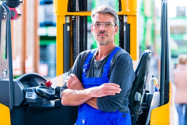 Forklift Operator Job Description - Detailed Overview - ForkCert.com
